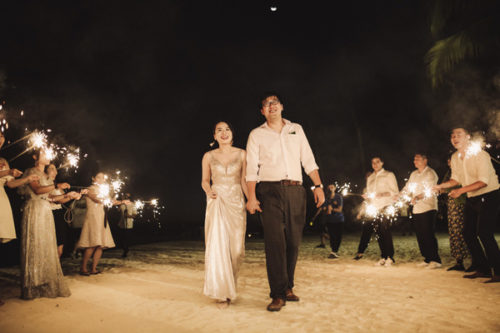 Chic Tropical Beach Wedding | Philippines Wedding Blog