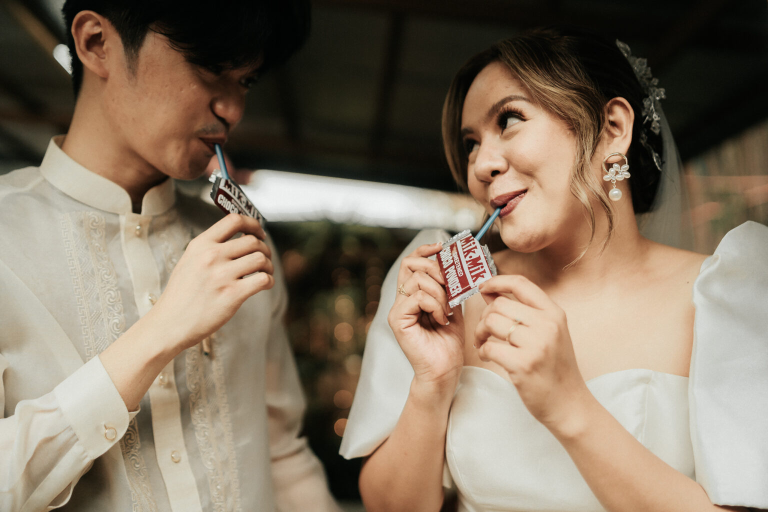 90s Theme Filipiniana Wedding | Philippines Wedding Blog